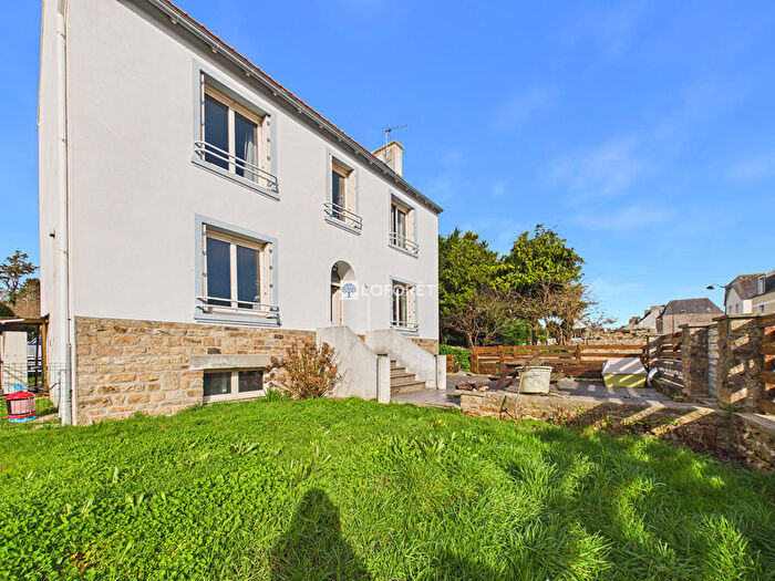 Maison à vendre - Pont-Croix - 6 pièces - 4 chambres