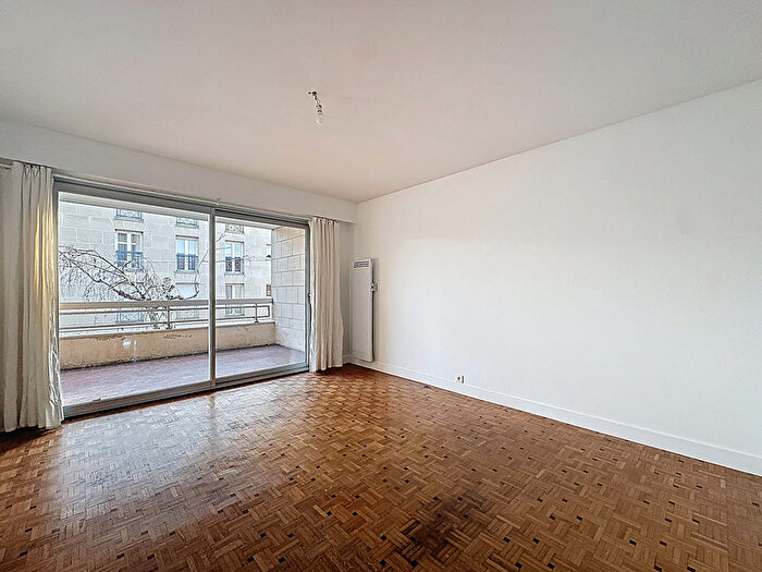 Appartement à louer - Bry-sur-Marne, Centre-ville, Gare - 2 pièces - 1 chambre