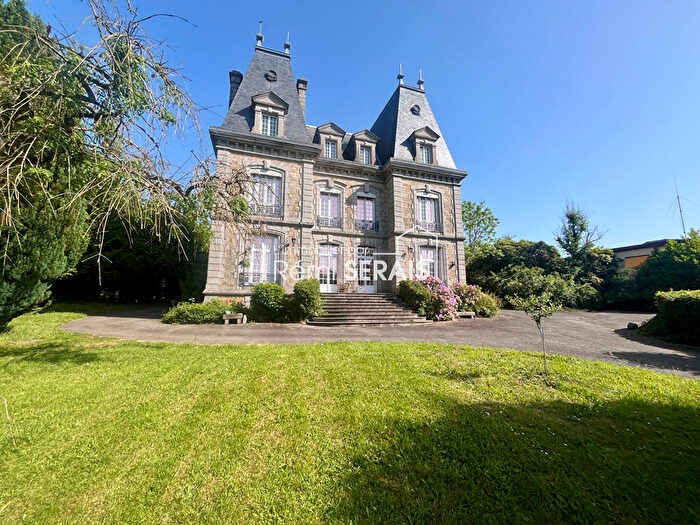 Maison 13 pièces à vendre à Saint-Georges-des-Groseillers