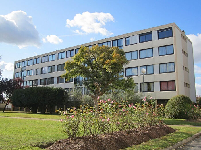 Conflans-Sainte-Honorine, Fin-d'Oise : Appartement 3 pièces à vendre
