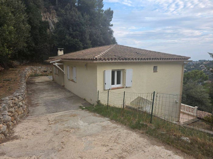 Appartement 4 pièces à louer - Falicon