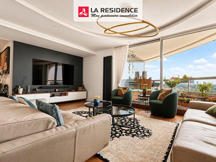 Appartement 4 pièces à vendre - Puteaux, Front de Seine Bellini