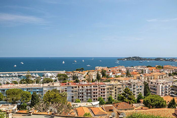 Appartement à vendre - Beaulieu-sur-Mer - 4 pièces - 3 chambres