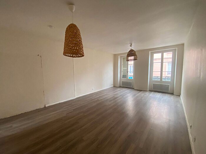 Appartement à louer - Rive Droite-Apport Paris Gare, Corbeil-Essonnes - 1 pièce