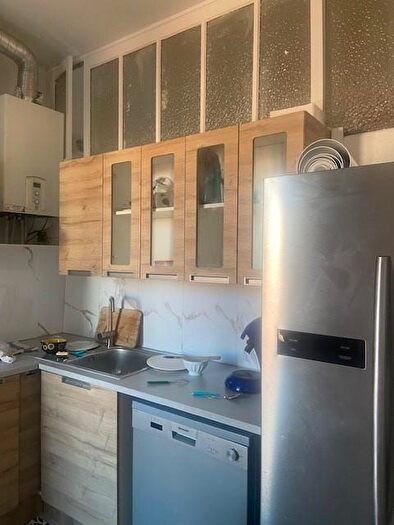 Appartement à louer - Saint-Étienne, Centre-ville, Peuple, Chavanelle - 3 pièces - 2 chambres