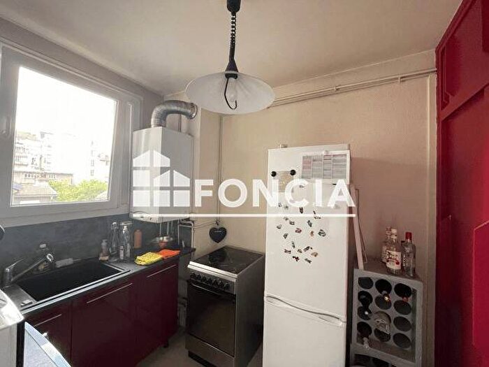 Appartement à louer - Poincaré-Foch-Anatole France, Nancy - 3 pièces - 2 chambres