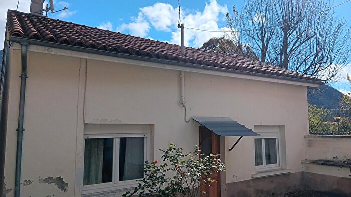 Maison à vendre - Esténos - 2 pièces - 1 chambre