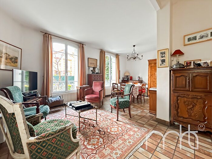 Maison à vendre - Bois-Colombes, Jean Mermoz - 6 pièces - 4 chambres