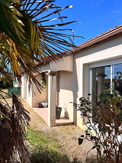 Maison à vendre - Saint-Maurice-la-Clouère - 4 pièces - 3 chambres