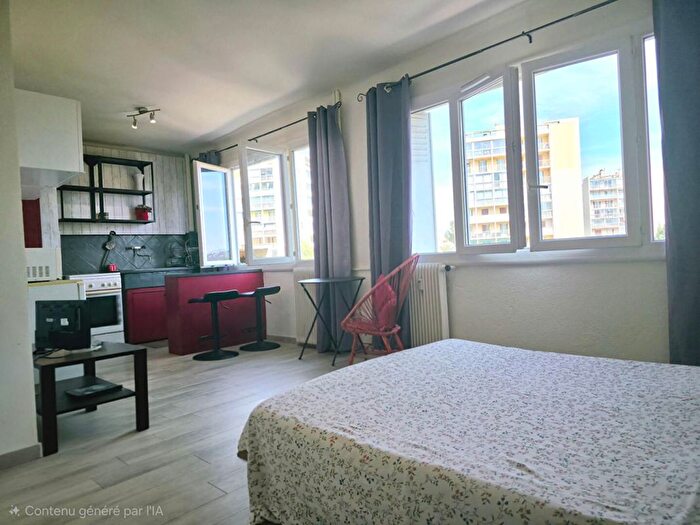 Appartement 1 pièce à Toulon, Beaulieu, à vendre
