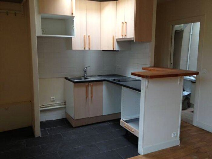 Appartement 2 pièces à Matisse-Pierrelais, Châtillon, à louer