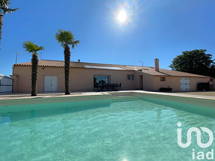 Maison à vendre - La Vallée - 8 pièces - 5 chambres