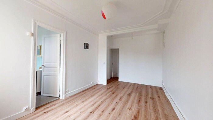 Appartement à louer - General Leclerc, La Garenne-Colombes - 3 pièces - 2 chambres