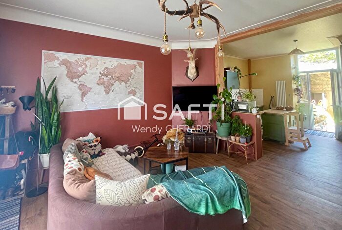 Maison 5 pièces à vendre à Sossais