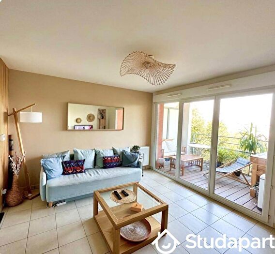 Appartement à louer - Centre-Max Barel-Centre Nord, Vénissieux - 1 pièce - 1 chambre