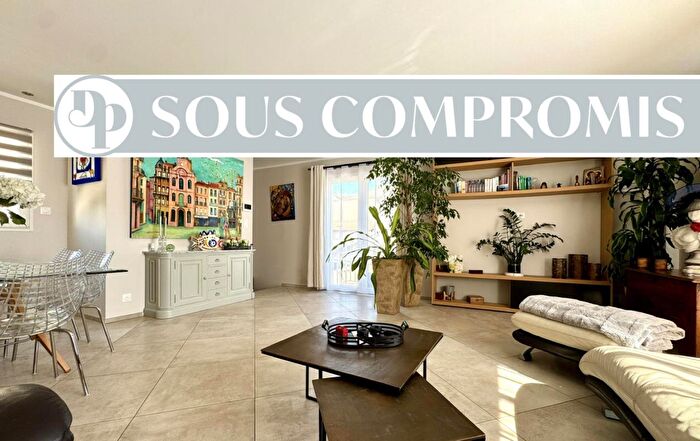 Maison à vendre - Béziers, Champ de Mars - 4 pièces - 3 chambres