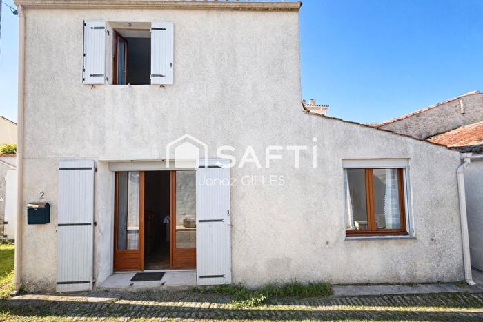 Maison à vendre - Le Château-dOléron - 4 pièces - 3 chambres