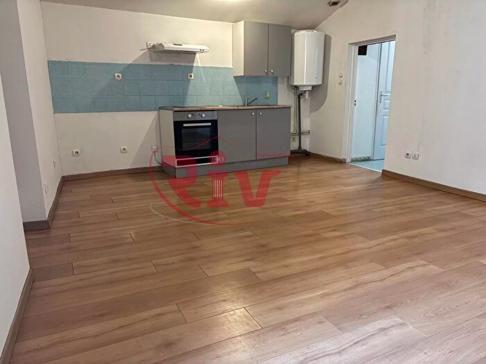 Vienne, Centre-ville - Appartement 2 pièces à louer