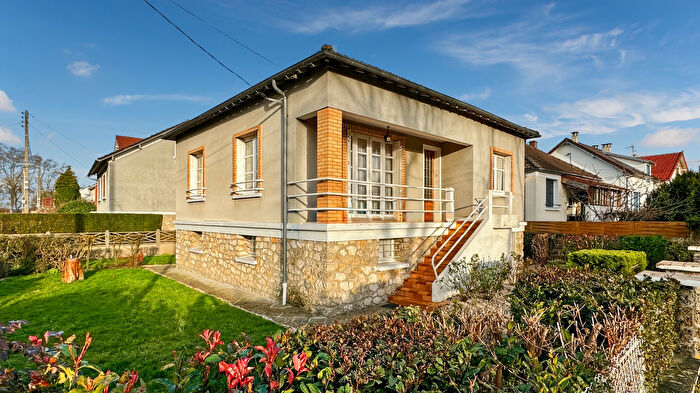 Maison à vendre - Trappes - 4 pièces - 3 chambres