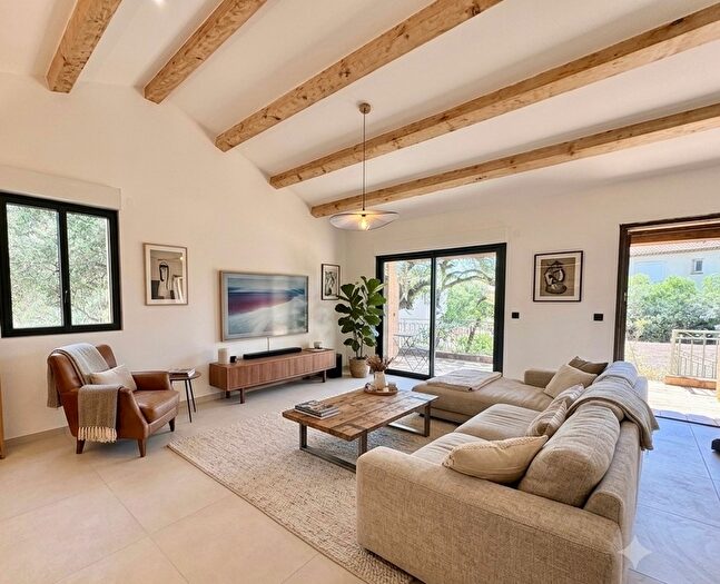 Maison 4 pièces à vendre à Fréjus, La Tour de Mare