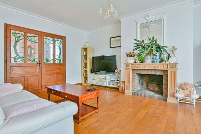 Appartement à vendre - Limoges, Centre-ville, Hôtel de Ville, Emailleurs - 6 pièces - 3 chambres