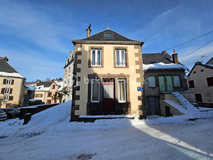 Maison à vendre - Égliseneuve-dEntraigues - 4 pièces - 3 chambres