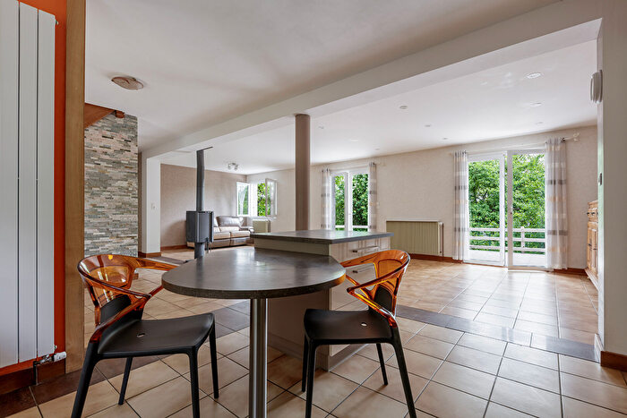 Maison 5 pièces à vendre à Moncley