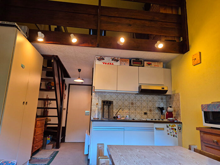 Appartement à vendre - Laveissière - 2 pièces - 1 chambre