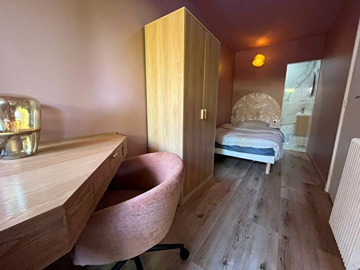 Appartement à louer - Maisons-Alfort - 6 pièces - 5 chambres