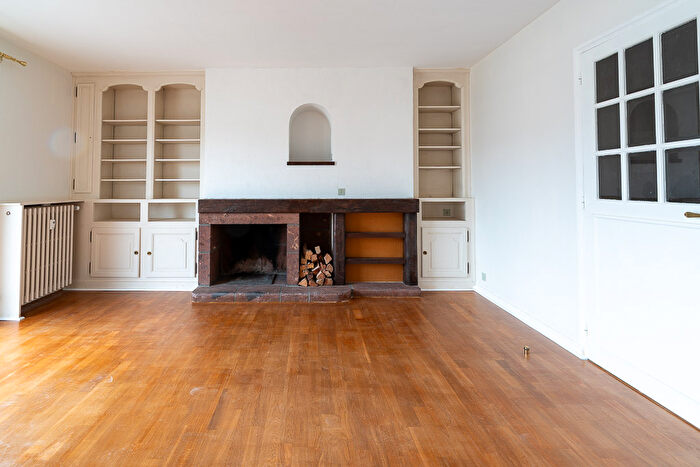 Appartement à louer - Aurillac, Centre-ville - 5 pièces - 3 chambres