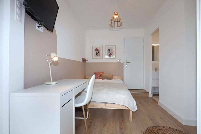 Appartement à louer - Hyper Centre, Saint-Nazaire - 1 pièce