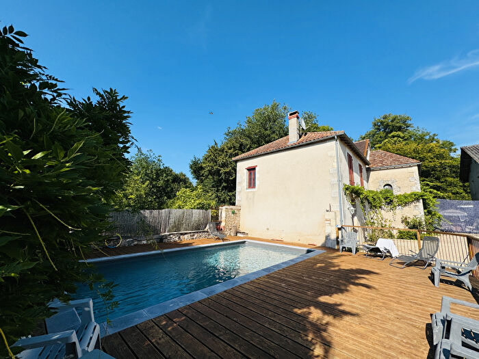 Maison à vendre - Persac - 13 pièces - 10 chambres