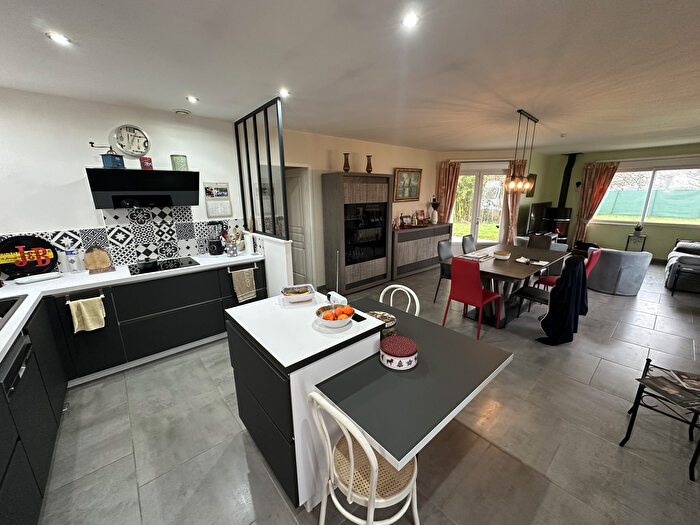 Maison à vendre - Miramont-de-Guyenne - 4 pièces - 3 chambres