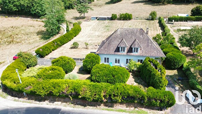 Maison à vendre - Busserolles - 6 pièces - 5 chambres