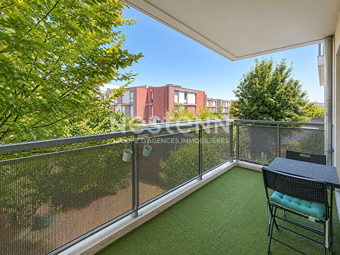 Appartement 2 pièces à vendre - Bron, Aviation
