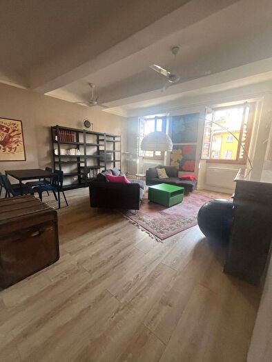 Appartement à louer - Secteur Sauvegarde, Grasse - 3 pièces - 2 chambres