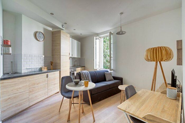 Appartement à louer - Montchat, Lyon ème arrondissement - 1 pièce