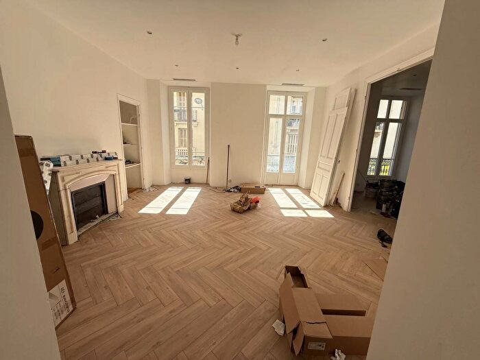 Appartement à louer - Carabacel, Nice - 5 pièces - 4 chambres