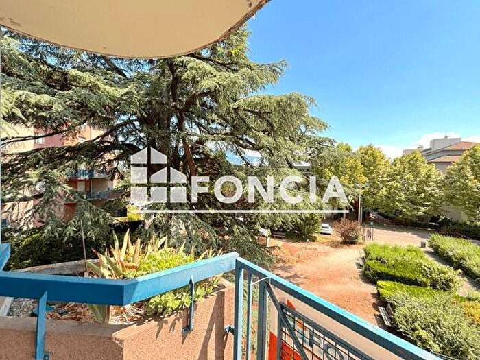 Centre Ville Ouest, Voiron - Appartement 3 pièces à louer