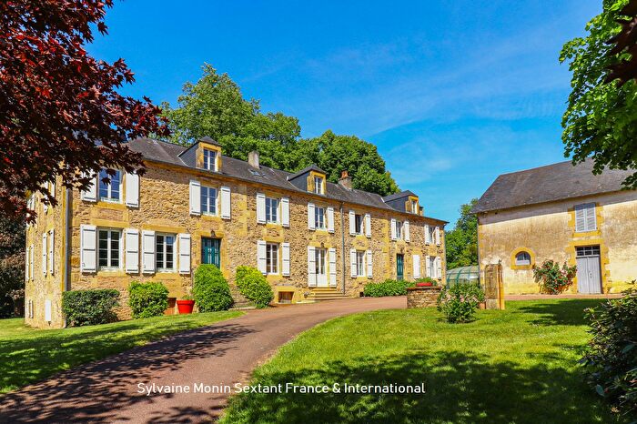 Maison 12 pièces à vendre - Lanouaille