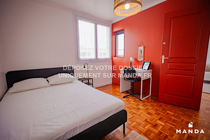 Appartement à louer - Caen, Saint-Jean - 4 pièces - 3 chambres