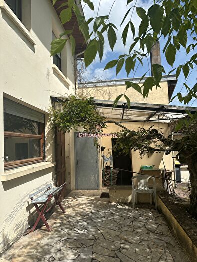 Maison 10 pièces à Castelnau-de-Médoc, à vendre