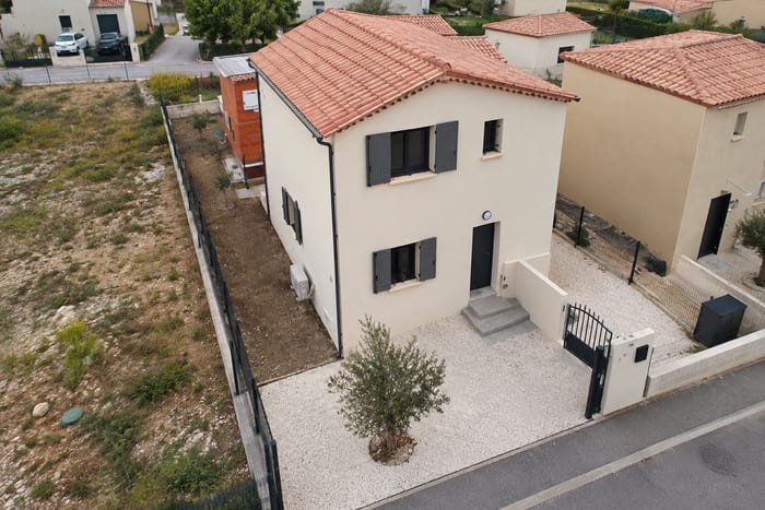 Avignon, Montfavet - Maison 4 pièces à louer