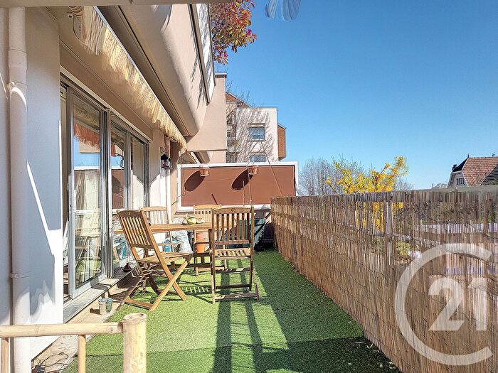 Appartement à louer - Dijon, Montchapet - 3 pièces - 2 chambres