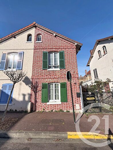 Maison à vendre - Noisiel, Ville ancienne - 4 pièces - 3 chambres