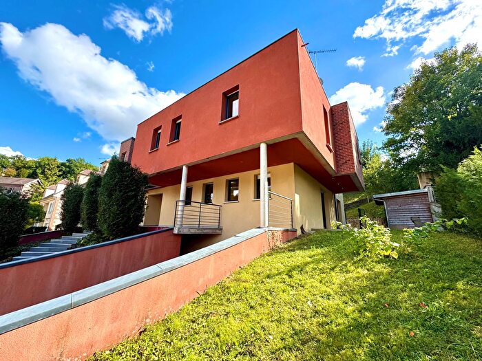 Maison à vendre - Méru, Centre-ville - 9 pièces - 5 chambres