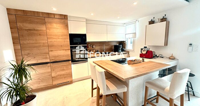 Maison à vendre - La Londe-les-Maures, Moulin-Vieux, Ondine, Mas dArgent, Stade Vitria - 2 pièces - 1 chambre