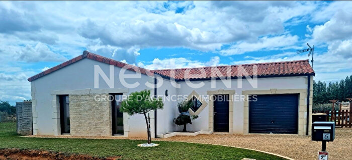 Maison à vendre - Petosse - 4 pièces - 3 chambres