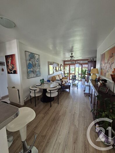 Appartement 3 pièces à Perpignan, La Gare, à vendre