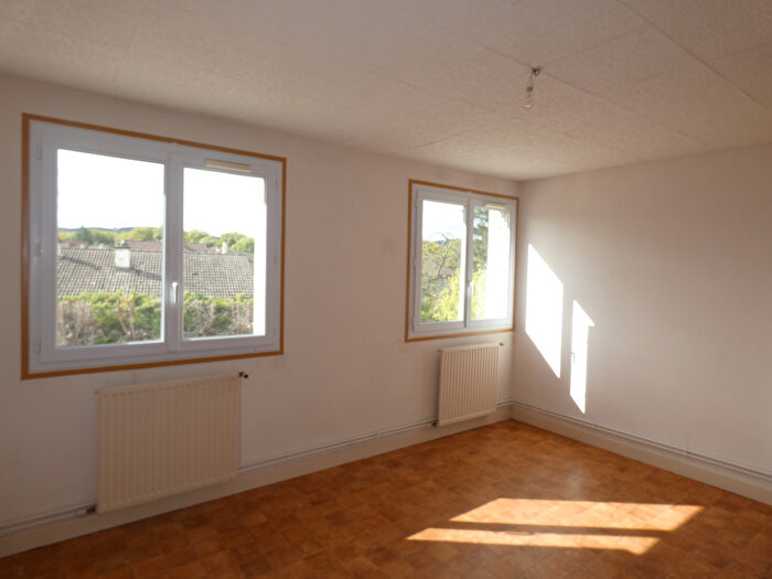Appartement 3 pièces à Beaune, Saint-Jacques, à louer